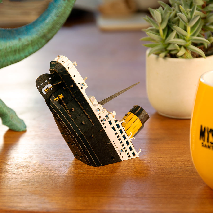 Anomaland | Sinking of the Titanic - 3D Model Kit